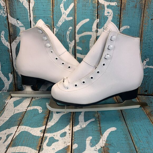 Dbx | Shoes | New Dbx White Icefigure Skates Youthgirls Size Truetech ...